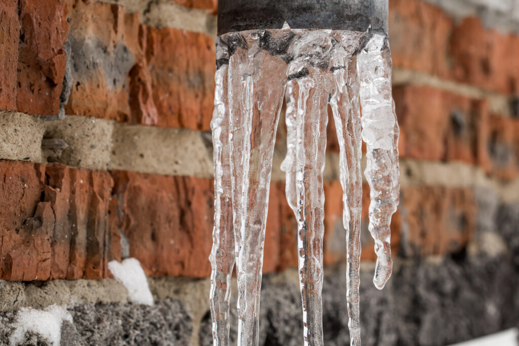 How to Spot Cold-Weather Pipe Damage Before It Spreads - Trenchless ...